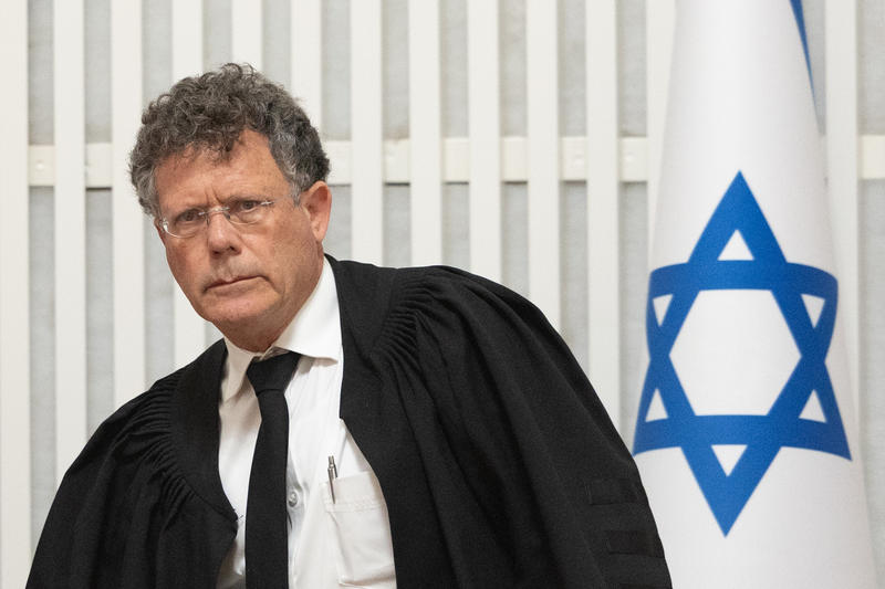 "Je tends la main au gouvernement", déclare le président de la Cour suprême dans une rare interview